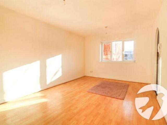 Apartment 2 Bedroom For Sale Rainham Greater London 225000 ES98404544