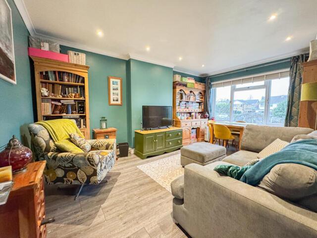 Apartment 2 Bedroom For Sale Rochford Essex 250000 ELS98864431