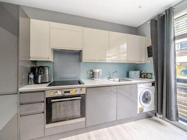 Apartment 2 Bedroom For Sale Stevenage Hertfordshire 225000 ELS101100055