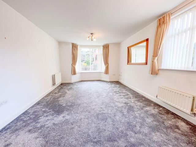 Apartment 2 Bedroom For Sale Sutton Coldfield Birmingham 270000 ELS98386860