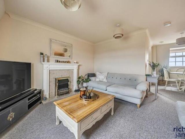 Apartment 2 Bedroom For Sale Swindon Swindon 120500 ES98297022