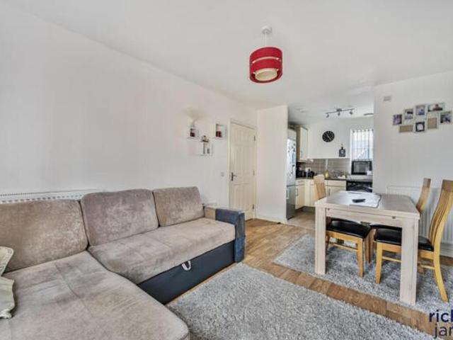 Apartment 2 Bedroom For Sale Swindon Swindon 150000 ES99436949
