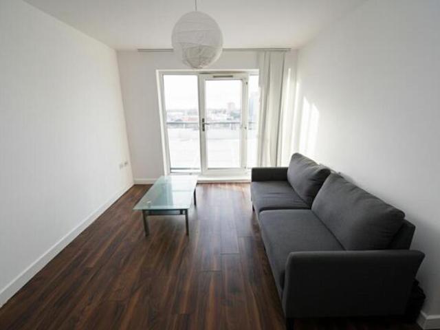 Apartment 2 Bedroom For Sale Salford Greater Manchester 130000 ELS99608347
