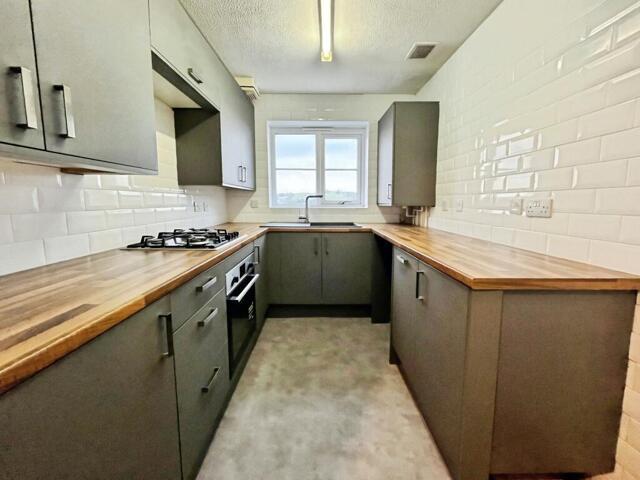 Apartment 2 Bedroom For Sale Saltash Cornwall 165000 ELS101675107