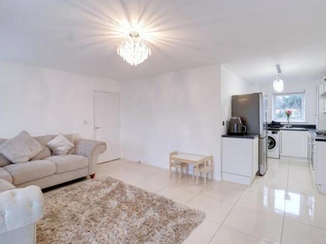 Apartment 2 Bedroom For Sale Thurrockc Thurrock 260000 ES100733619
