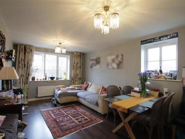 Apartment 2 Bedroom For Sale Timperley Timperley 200000 ES99840376