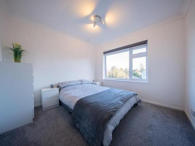 Apartment 2 Bedroom For Sale Trafford Trafford 240000 ES101674998