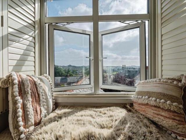 Apartment 2 Bedroom For Sale Wadebridge Cornwall 180000 ES99029308