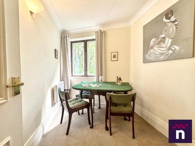 Apartment 2 Bedroom For Sale Warminster Wiltshire 120000 ELS100855314