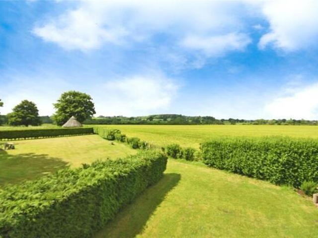 Apartment 2 Bedroom For Sale Warwick Warwickshire 245000 ELS98648890