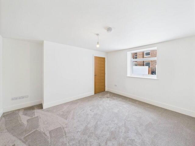Apartment 2 Bedroom For Sale Whitby North Yorkshire 210000 ES99130042
