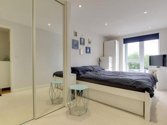 Apartment 2 Bedroom For Sale Wickford Essex 230000 ELS98612169