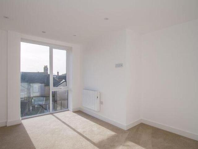 Apartment 2 Bedroom For Sale Windsor Road Windsor Road 375000 ELS100132596