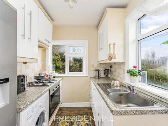 Apartment 2 Bedroom For Sale Woodford Green Greater London 325000 ELS100456666
