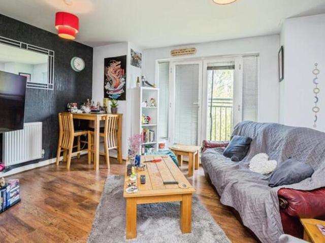 Apartment 2 Bedroom For Sale Wrexham Wrexham 120000 ES100648604