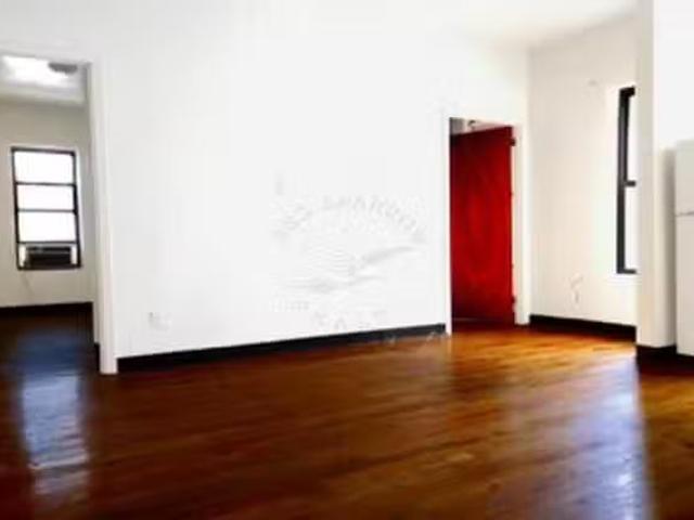 Apartment 2 bedrooms in Village East