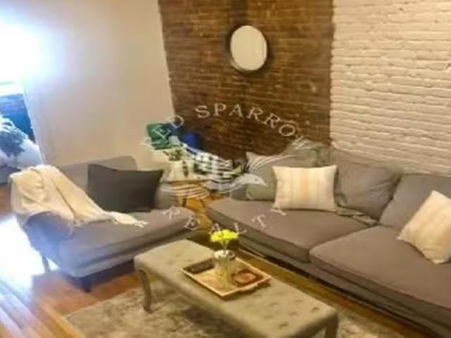 Apartment 2 bedrooms in Village East