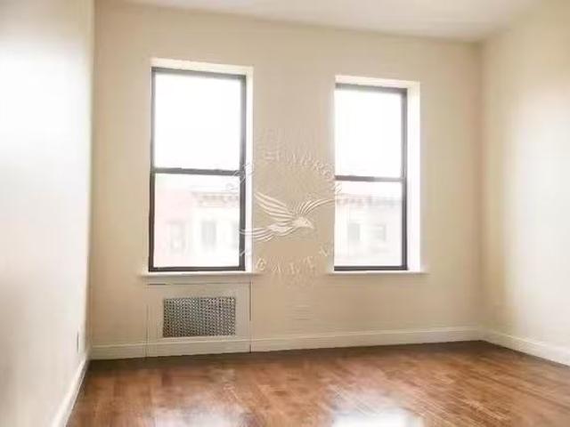 Apartment 2 bedrooms in Harlem East
