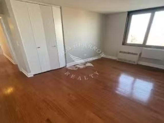 Apartment 2 bedrooms in Harlem West