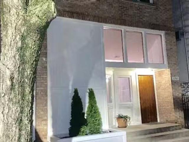 Apartment 2 bedrooms in Lincoln Park
