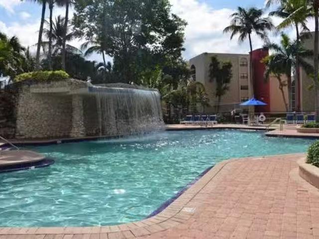 Apartment 2 bedrooms in North Miami Beach