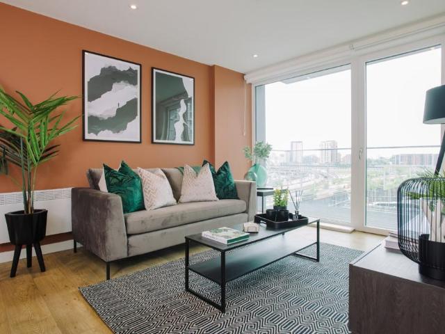 Apartment 305, Halogen House, 217. 1 bed apartment £1,335 pcm £308 pw