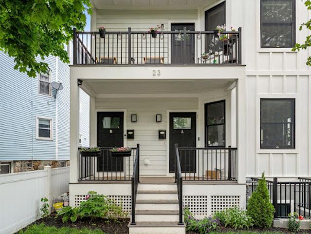 Apartment with terrace