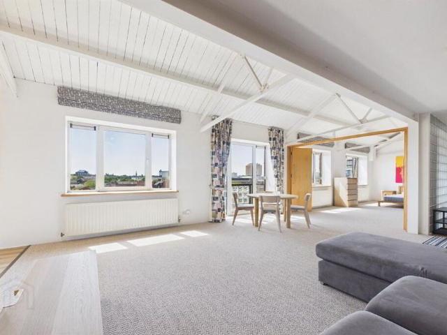 Apartment 406 Somerset Studios, Marcus Ward Street, Belfast, BT7 1RP