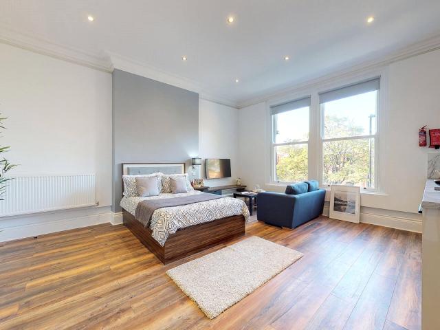 apartment 40 Clarendon Road, 40 Clarendon Road, Leeds, LS2 9PJ, West Yorkshire, GB