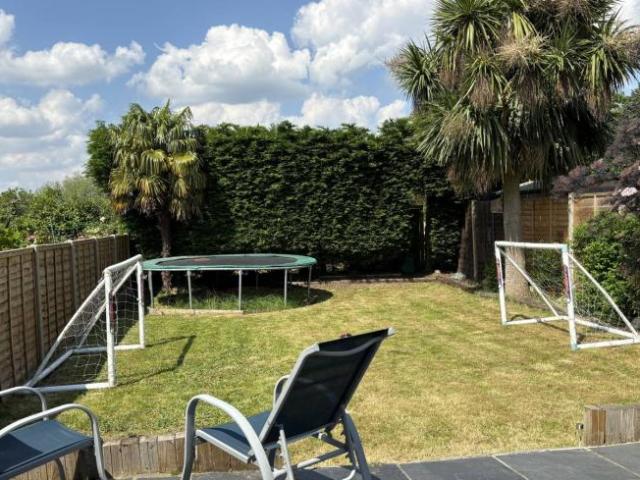 Apartment 4 Bedroom For Rent London London 3000 ELS94212367