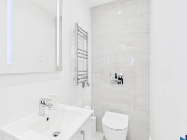 Apartment 4 Bedroom For Rent London London 6500 ELS97028908