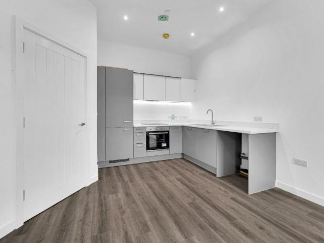 Apartment 50, 7 Cotton Gardens, Bolton BL1, 1 bed flat to rent, £925 pcm | PrimeLocation