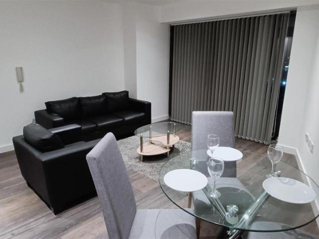 Apartment 52, Alexandra Tower L3, 2 bed flat to rent, £1,050 pcm | PrimeLocation