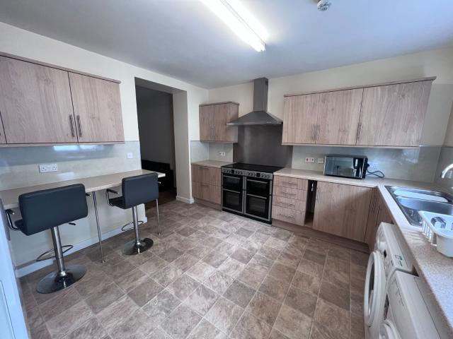 apartment 57 St