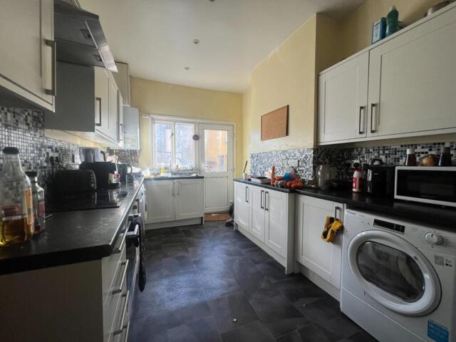 Apartment 5 Bedroom For Rent Bishopston Bristol 3800 ELS100316609
