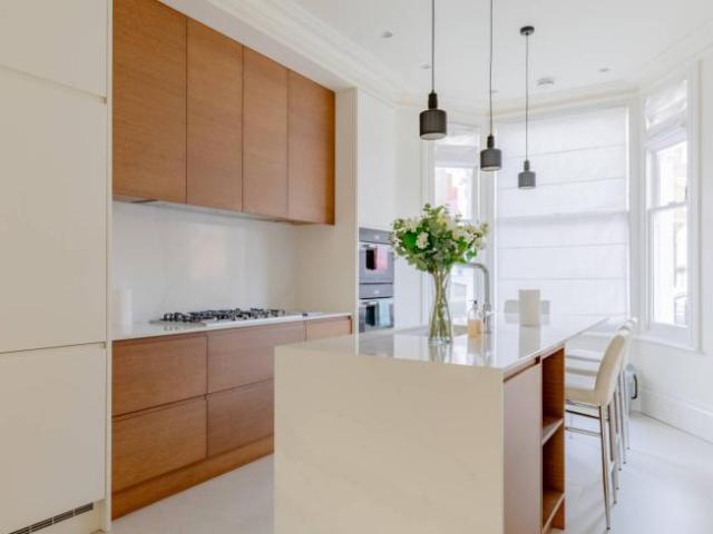 Apartment 5 Bedroom For Rent London London 14109 ES102705668