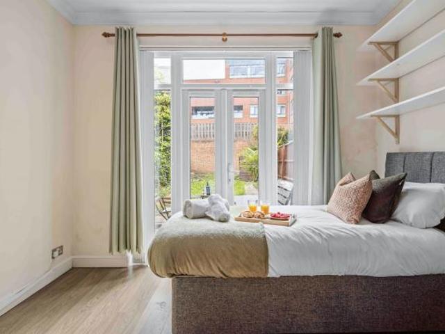 Apartment 5 Bedroom For Rent London London 6900 ELS71140691