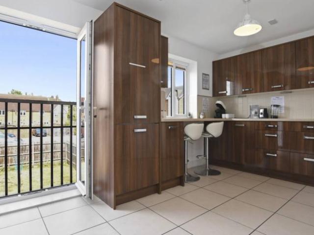 Apartment 5 Bedroom For Rent London London 7410 ELS92693099