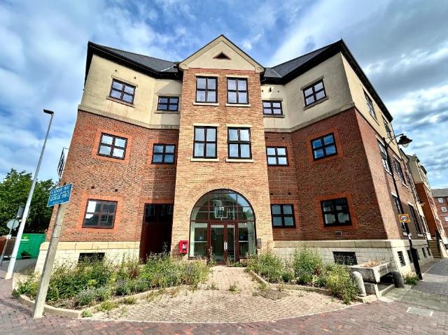 182 High Street, Hull HU1, 1 bed flat to rent, £725 pcm | PrimeLocation