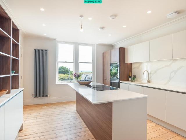 Apartment 6, 93 Seabrook Road, Hythe. 3 bed apartment to rent £2,200 pcm £508 pw