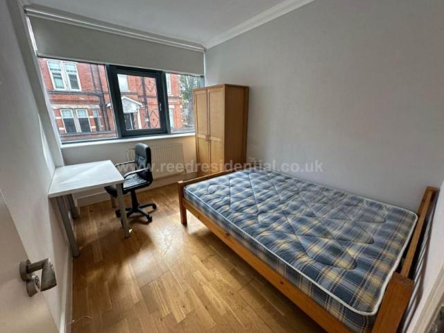 Apartment 6 Bedroom For Rent Lenton East Midlands 2730 ELS98286240