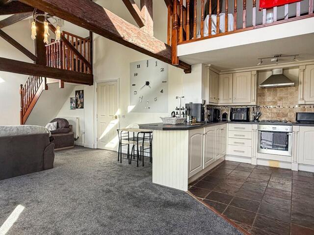 Apartment 6 Bedroom For Sale Accrington Lancashire 320000 ELS98718261