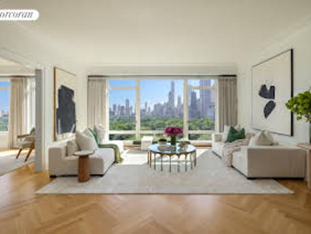 Apartment with pool