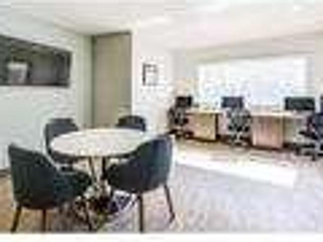 Apartment 858 sq. ft. $1,677/mo in a great area. Carport parking!