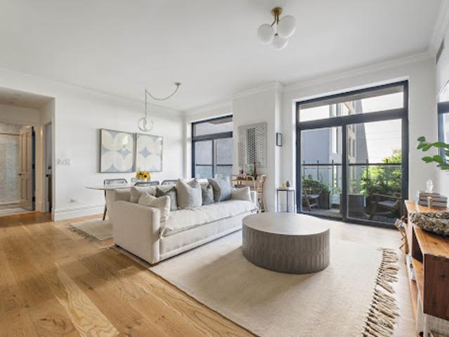 Apartment with terrace