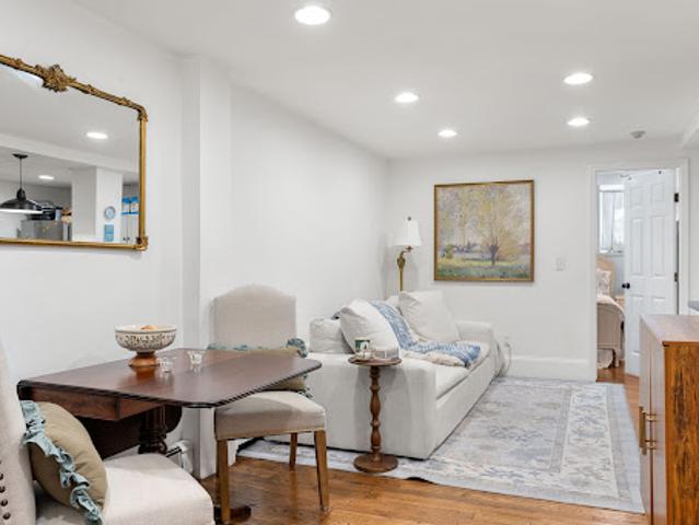 Apartment with terrace