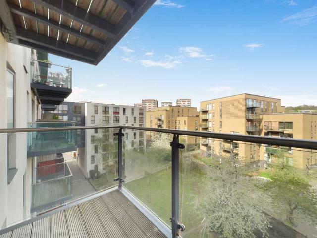 apartment Conington Road London SE13