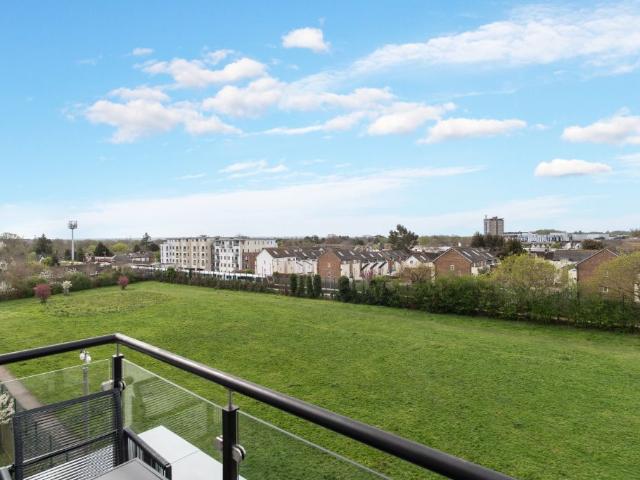 apartment at 2 bed flat to rent in Hawker Drive, Addlestone KT15
