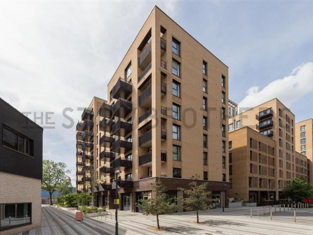 apartment at 4 Frank Searle Passage Walthamstow, E17 6BL