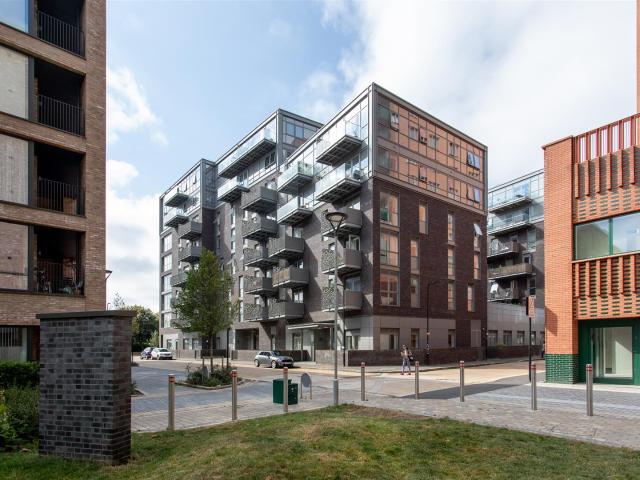 apartment at 82 South Grove Walthamstow, E17 7FG